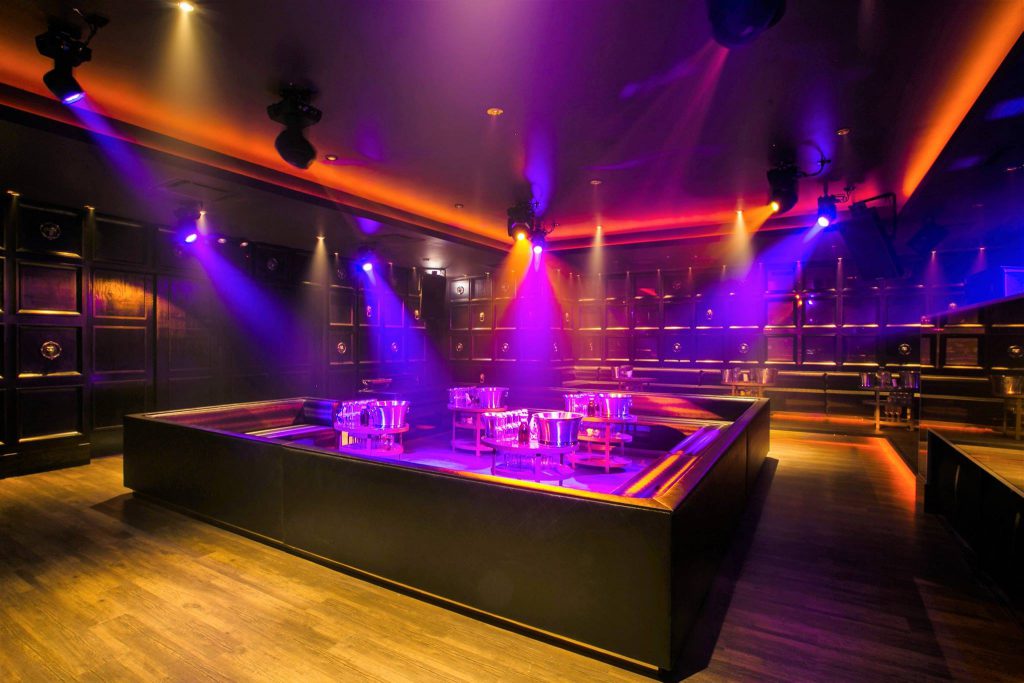 Steve Lieberman Creates Multiple Moods At Chicago's PRYSM With CHAUVET ...