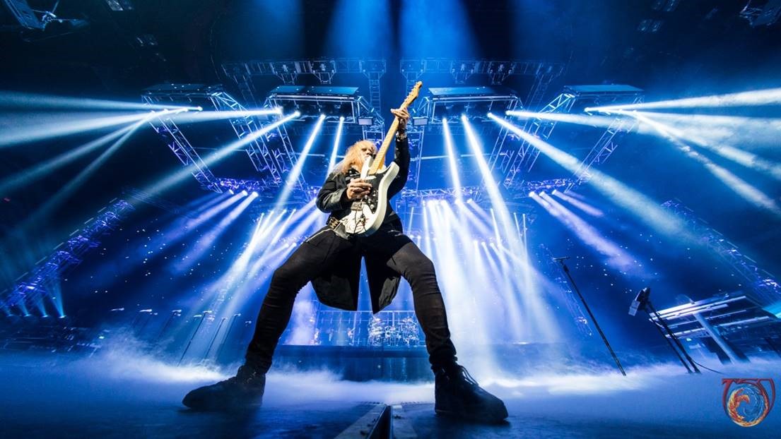 Bryan Hartley: Lighting Large… and Loving It! - CHAUVET Professional