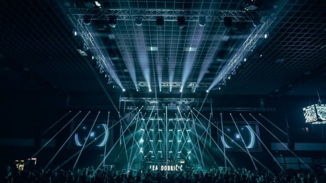 Rogue R2X Beam | CHAUVET Professional