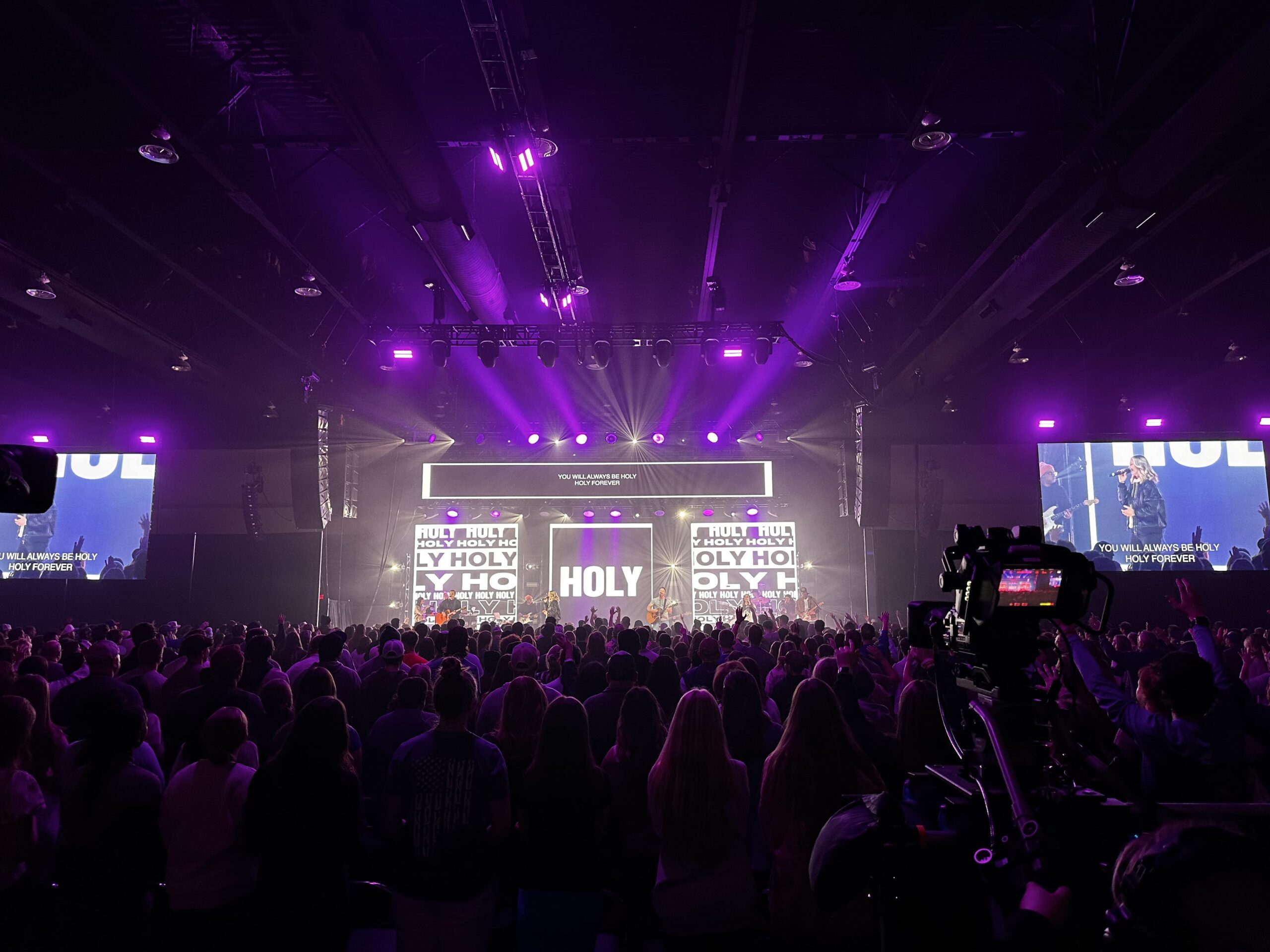 Andrew Dingman Immerses at Crossroads Winter Conference with CHAUVET ...