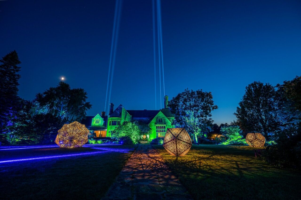 John Featherstone Reflective Light - CHAUVET Professional